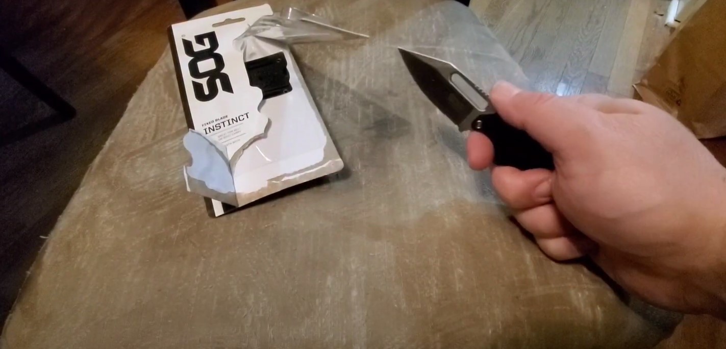 Small Skinning Knife: 7 Proven Tested Knives to Speed Up Skinning Tasks